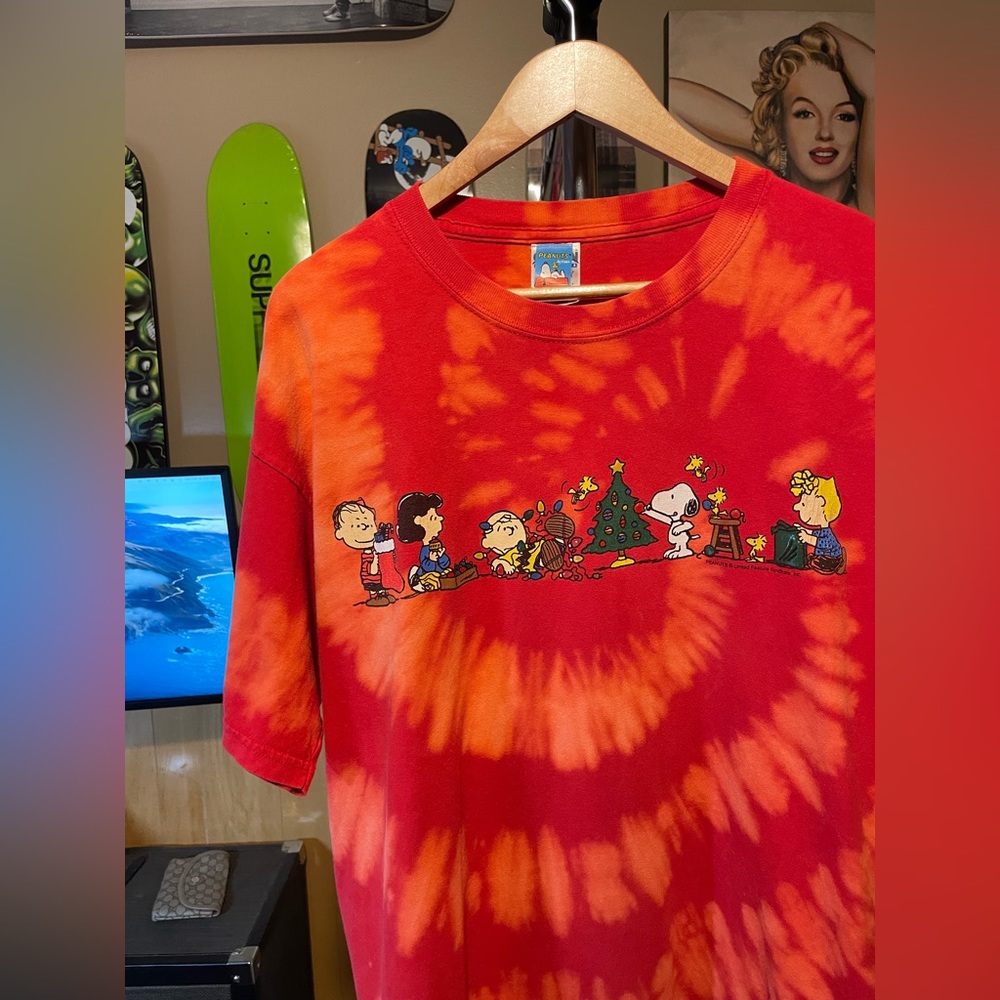 Custom Charlie Brown Peanuts, Vintage Reverse Dye Red… - Gem
